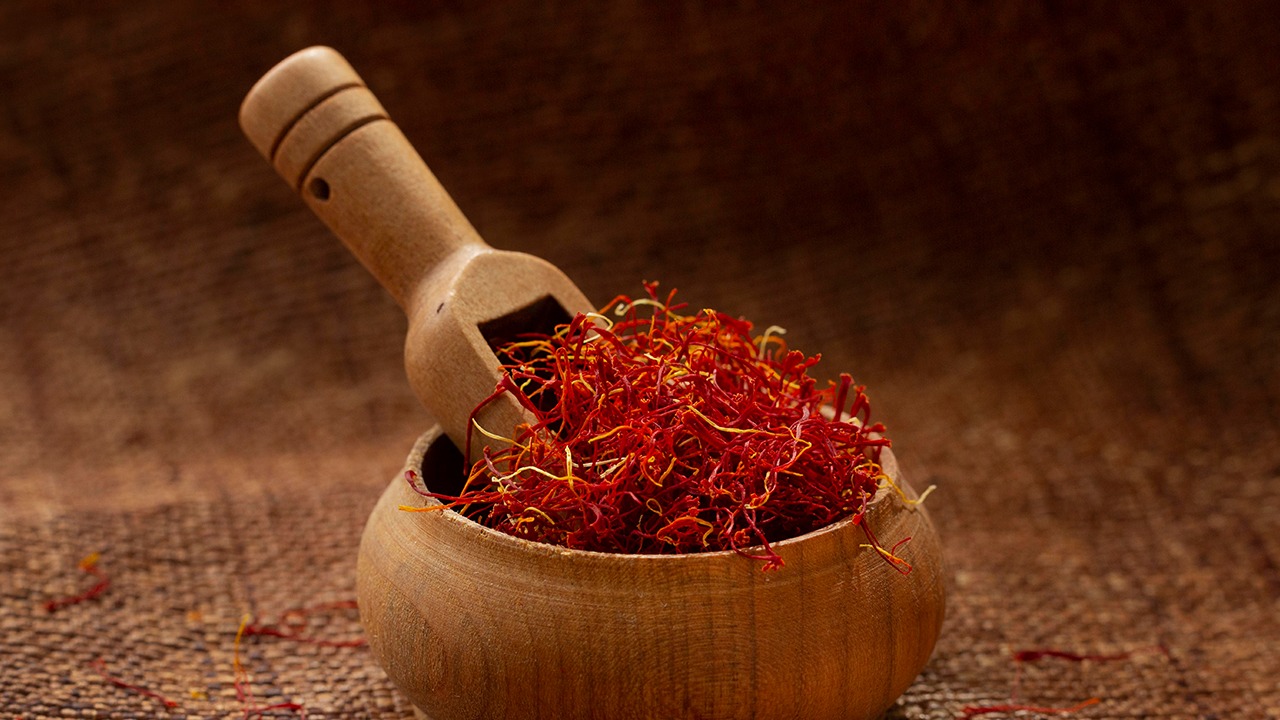 9 Health benefits of Saffron: Unlocking its Golden Secrets